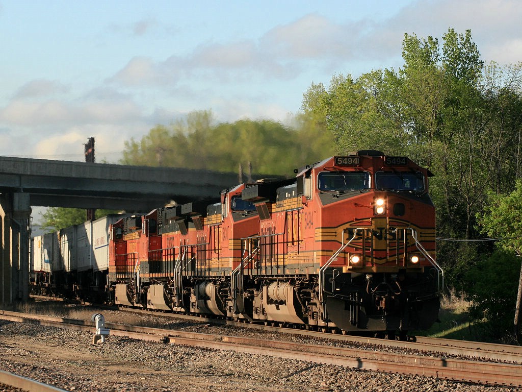 BNSF 5494